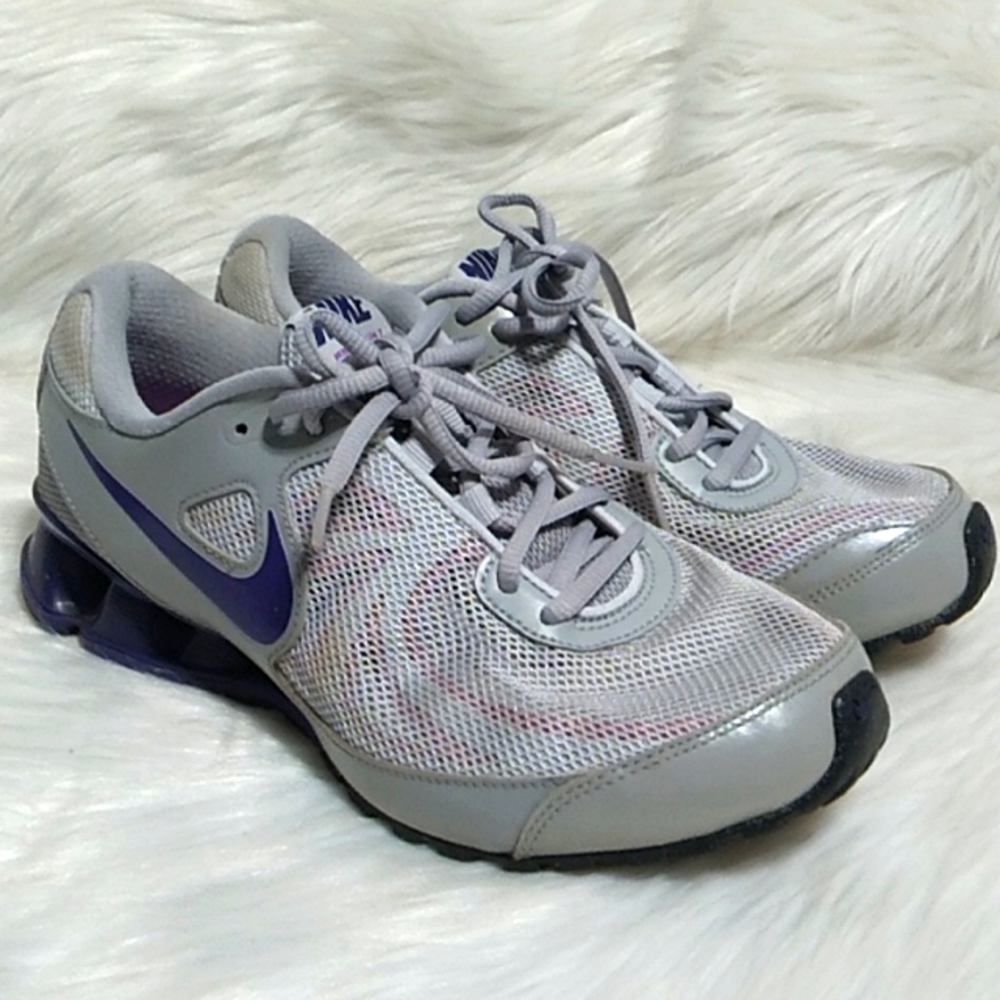 Nike Reax Run 7 Shoes Sz.7 See Pictures For Light Use - Gem